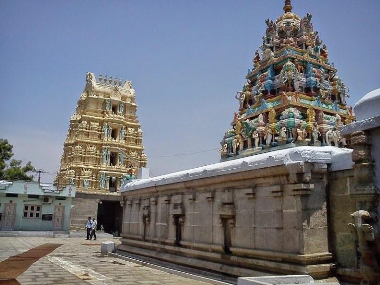 Kadiri Lakshmi Narasimha Swamy Temple | Timings & Abhishekam